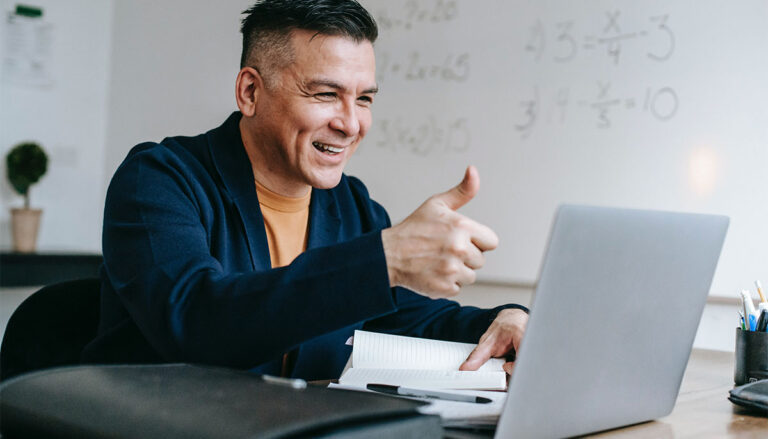 Body language in different cultures around the world: A top guide ...